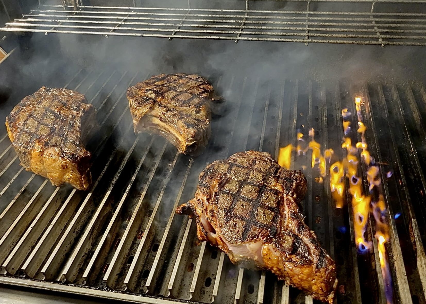 Main Course Meat Dishes: 3 Complete Menus (Vegetarian Option)